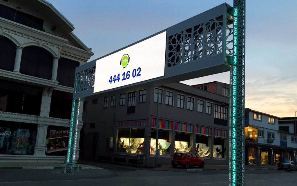 TRAFFIC-VMS LED SCREENS – Parya Metal